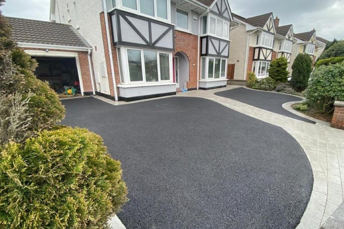 Tarmac Contractors in Bromley - Asphalt, SMA, Red Tarmac